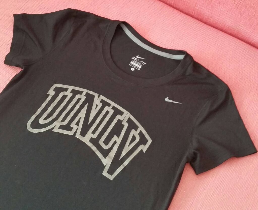 Koledž Nike DRI-FIT majica, crna Crna Kratak rukav Veličina S