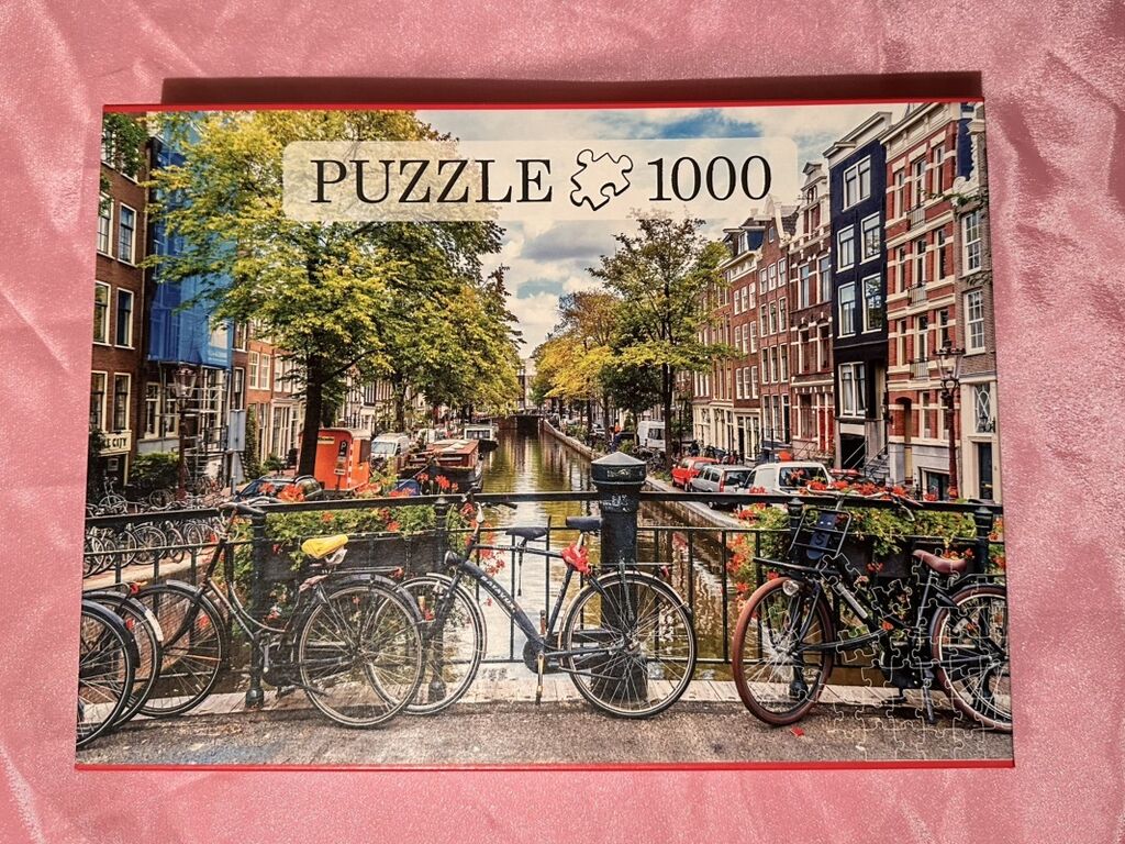 Puzzle set – 2 motiva, po 1000 delova - Motiv 1: gradski kanal sa
