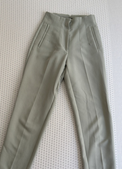 Zara pantalone xs