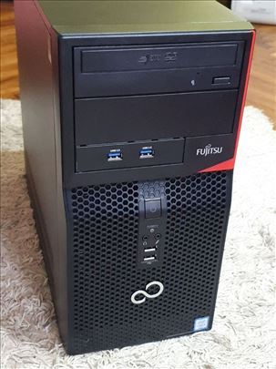 Fujitsu desktop esprimo P556 8gb DDR4 500gb Hard