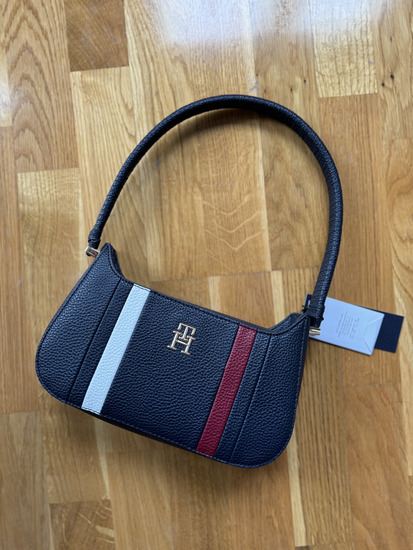 Tommy Hilfiger torbica