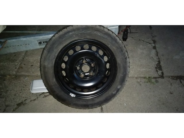 Rezervni točak Dunlop 215 55 16 VW Passat B6 5x112