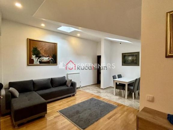Spacious 3BR Apartment in Vračar