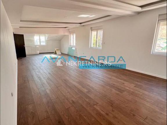 Stari grad, Terazije, Terazije, 4.0 stan, 250m2, 3100 EUR