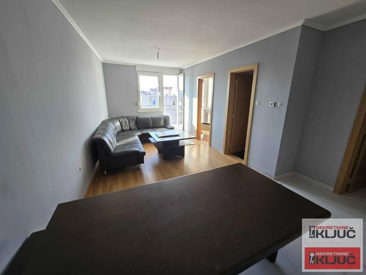 Prodaja, jednosoban stan, 42m², Centar, Novi Sad