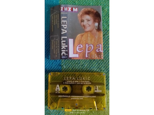 LEPA LUKIC - MORAMO SE RASTATI