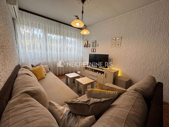 Troiposoban stan 72.5 m² - Blok 37 - Novi Beograd