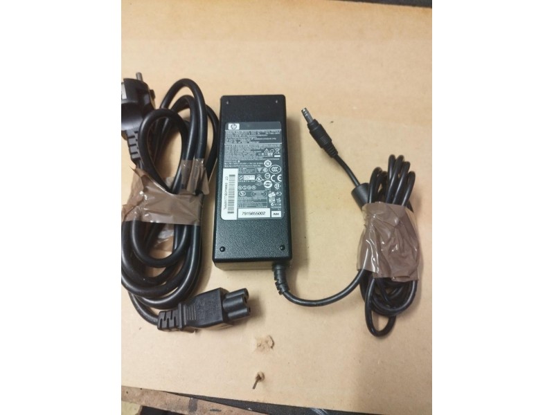 Adapter hp19 v 4,7A