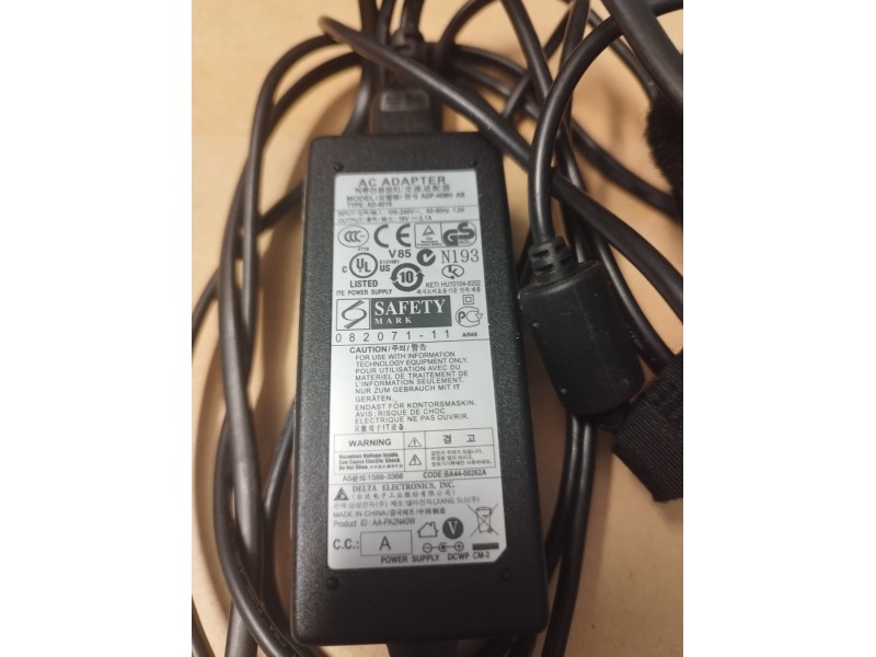 AC ADAPTR 19V 2,1A