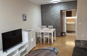 Prodajem Stan-Apartman, Grbavica