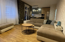 Stan,NOVI SAD,SOMBORSKI BULEVAR,kv: 84, € 242000, ID: 1023187