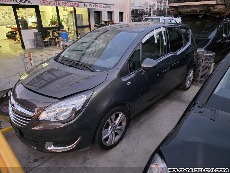 Opel Meriva Karoserija