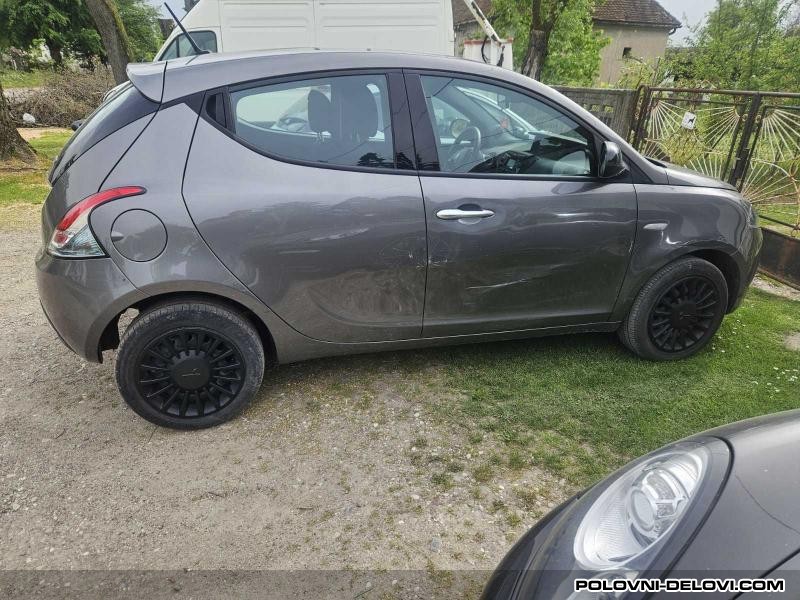 Lancia Ypsilon 1.0 Xybrid Kompletan Auto U Delovima