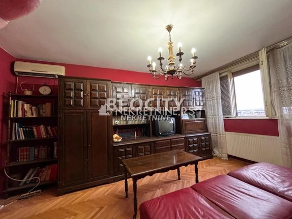 Kragujevac, Centar, Grada Sirena, 3.0, 61m2, 109000EUR