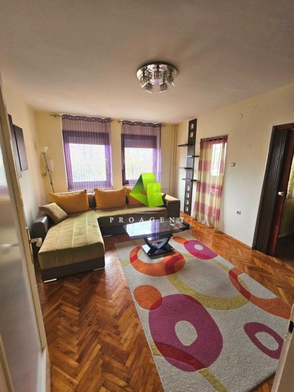 Dvoiposoban stan za izdavanje, 72m2, 400€