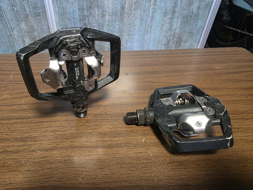SHIMANO PD-ME700 SPD pedale