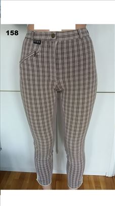 Pantalone za jahača Pantalone za jahanje