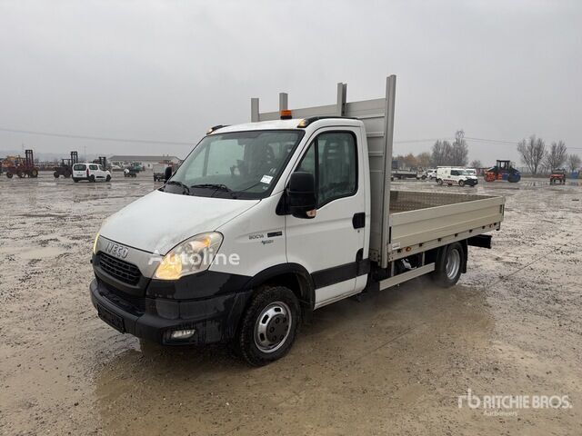 Prodaje se IVECO Daily 50C14 kamion s ravnom platformom na aukciji