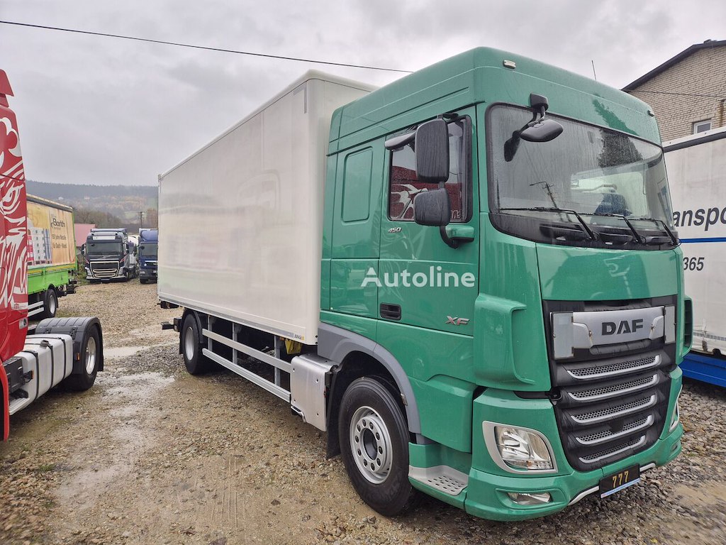 DAF XF kamion furgon