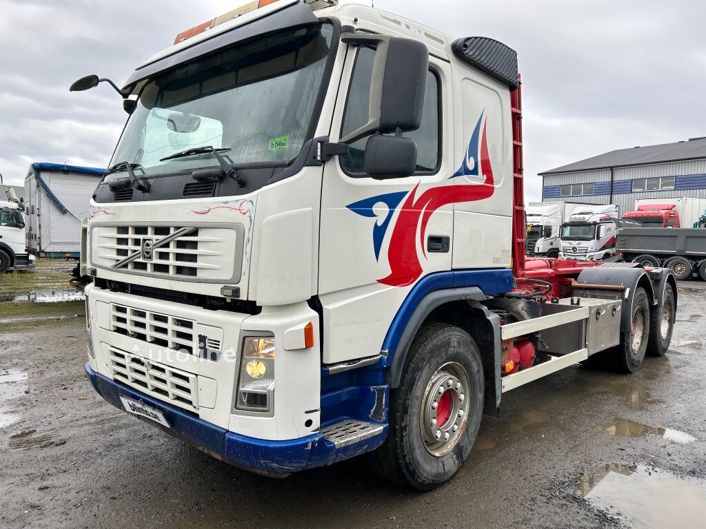 Prodaje se Volvo FM 400 rol kiper sa kukom na aukciji