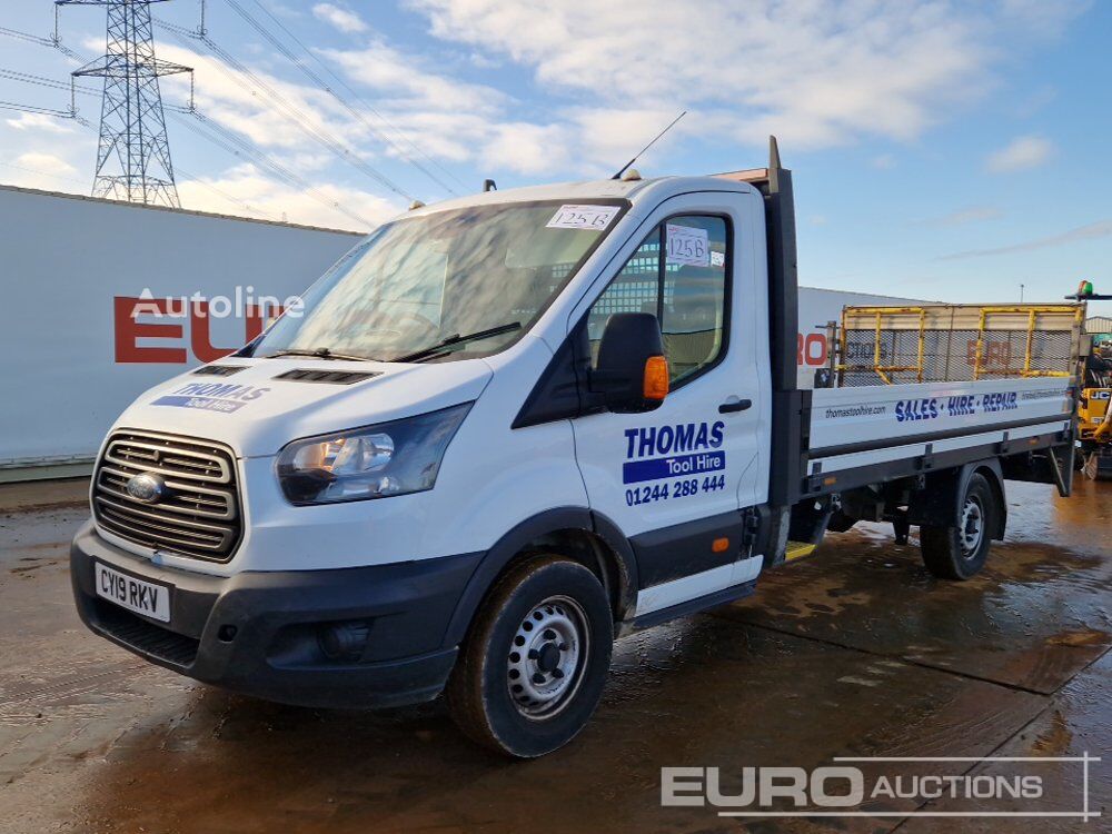 Prodaje se Ford Transit 350 kamion s ravnom platformom < 3.5t na aukciji