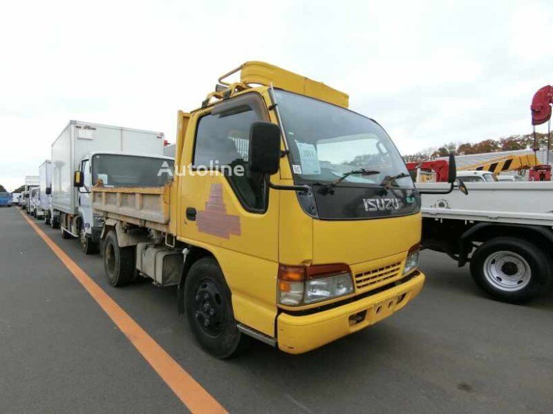 Isuzu ELF kamion s ravnom platformom < 3.5t