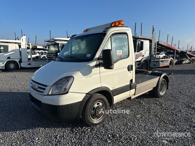 Prodaje se IVECO 35C18 kamion šasija < 3.5t na aukciji