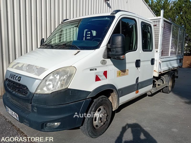Prodaje se IVECO 35C15 kamion s ravnom platformom < 3.5t na aukciji