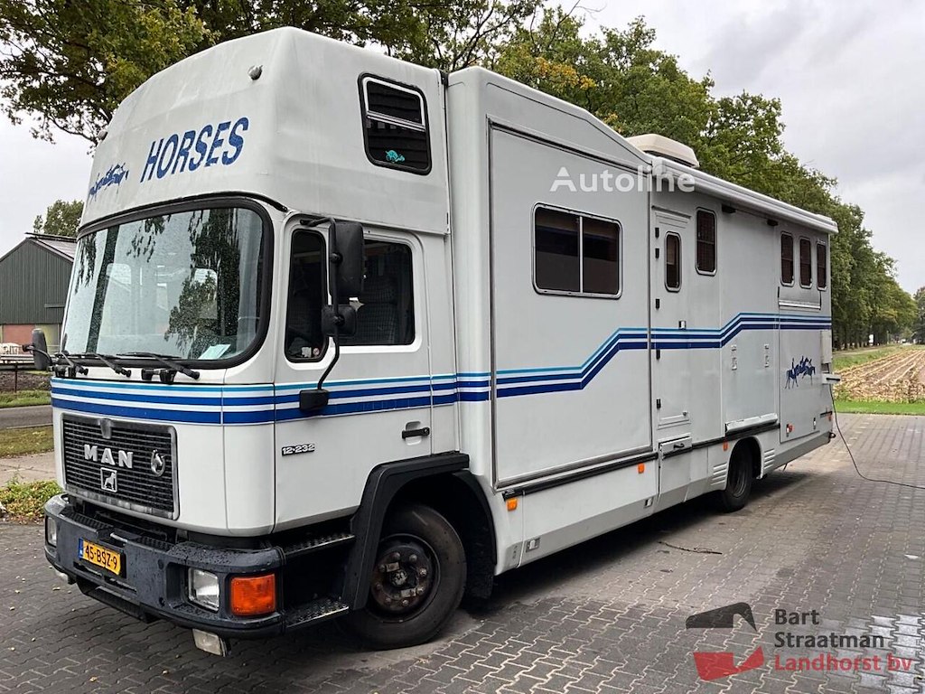 MAN 12.232 4x2 Euro 0 handgeschakelde paardenwagen voor 4 paarden me kamion za prevoz konja