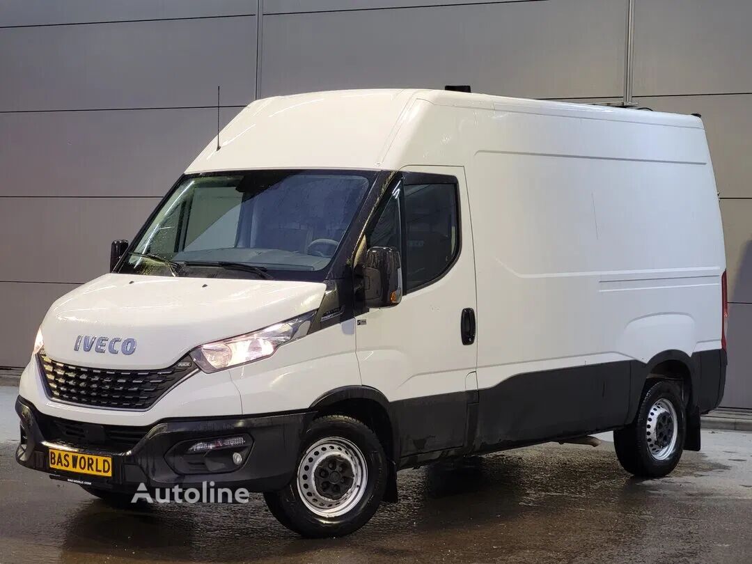 Prodaje se IVECO Daily 35S16 L2H2 minibus furgon na aukciji
