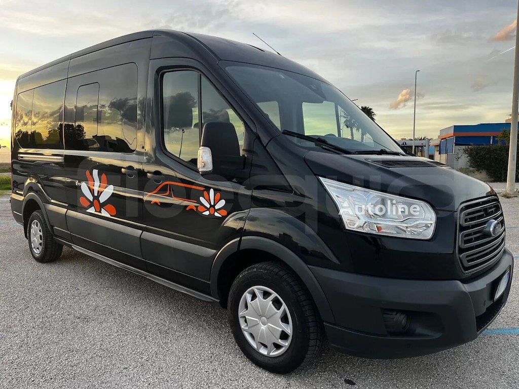 Prodaje se Ford Transit minibus furgon na aukciji
