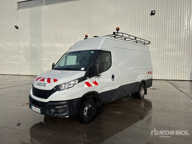 Prodaje se IVECO 35-160 minibus furgon na aukciji