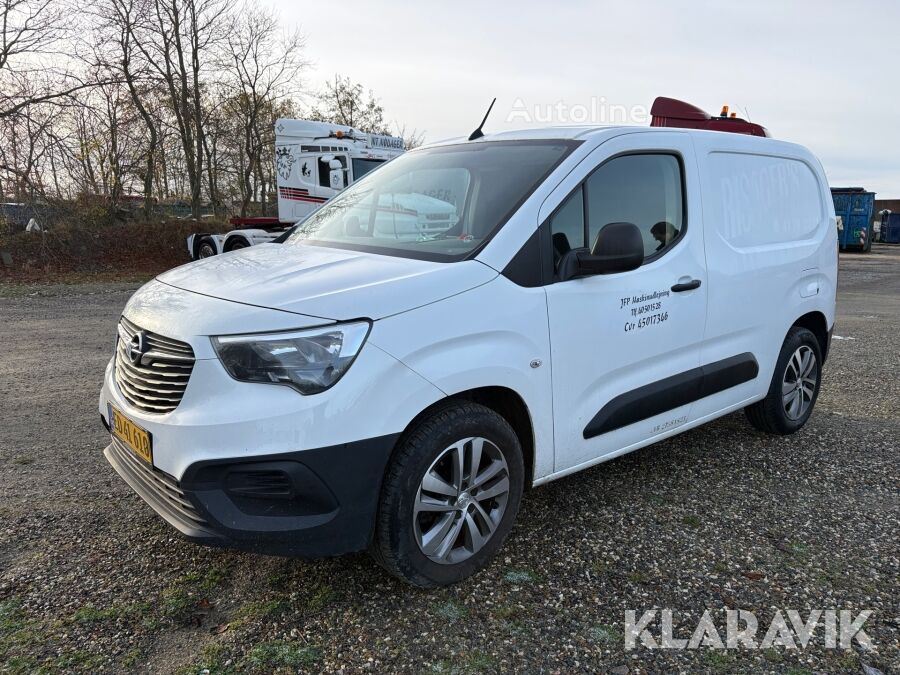 Prodaje se Opel Combo Van 1.5 DT minibus furgon na aukciji