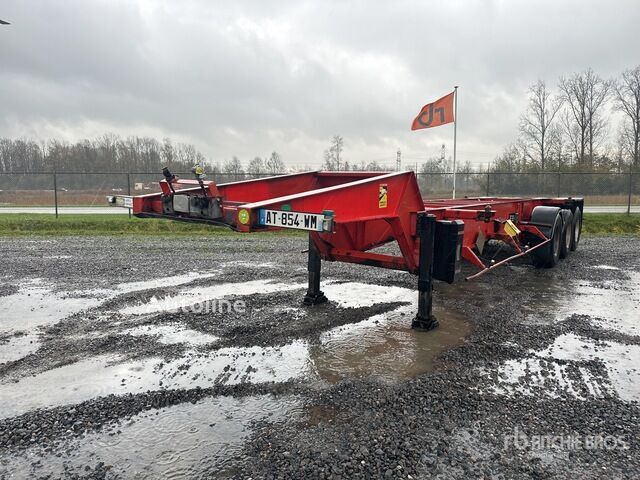 Prodaje se Asca poluprikolicu za prevoz kontejnera na aukciji