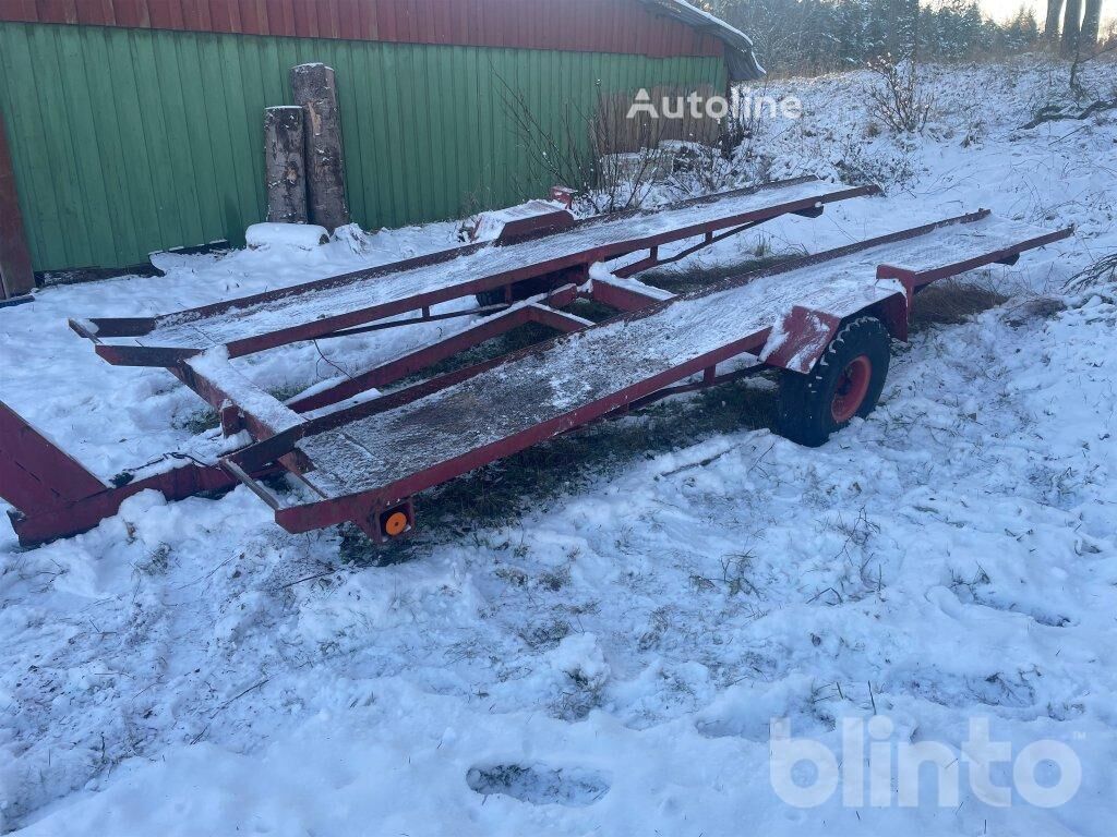 Prodaje se prikolicu autotransportera na aukciji