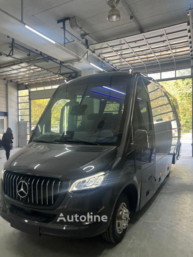 Novi Mercedes-Benz Sprinter prigradski autobus