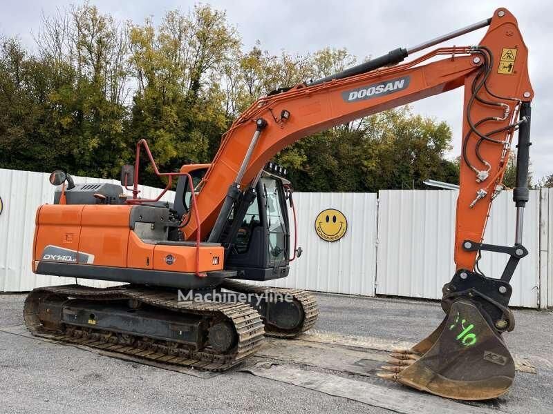 Doosan DX140LC-5 bager guseničar