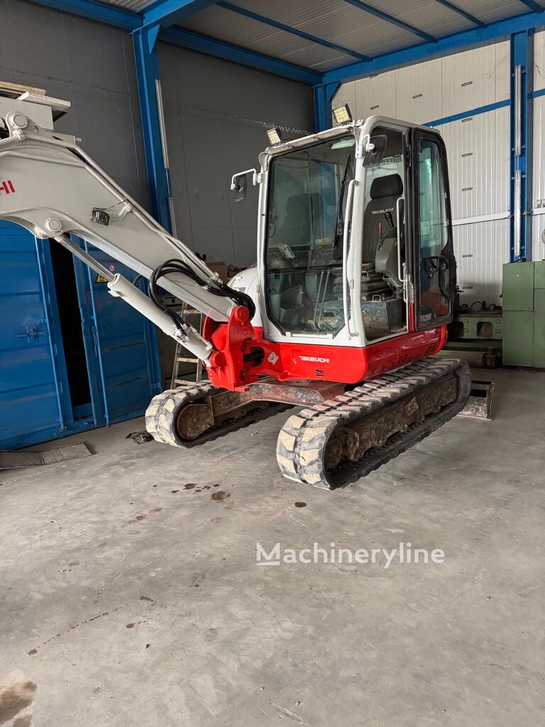 Takeuchi TB260 mini bager