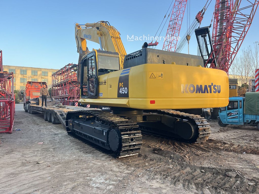 Komatsu PC450-8 bager guseničar