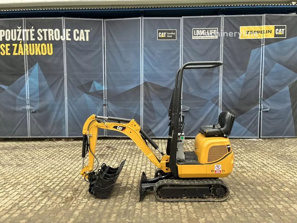 Caterpillar 300.9D mini bager