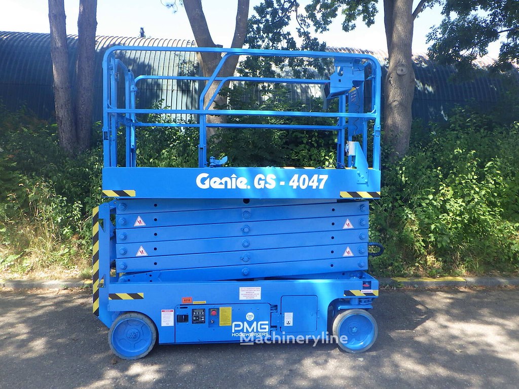 Prodaje se Genie GS-4047 makazastu platformu na aukciji
