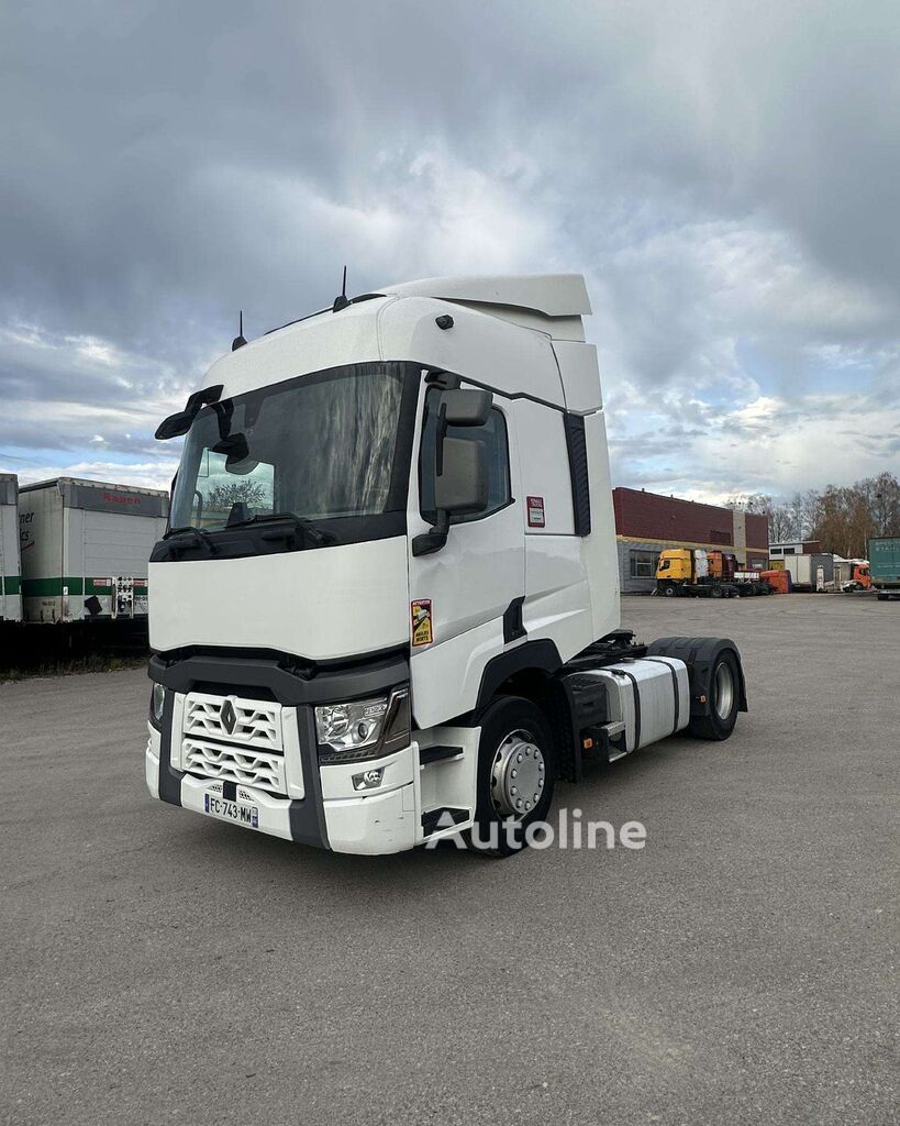 Renault T 460 tegljač