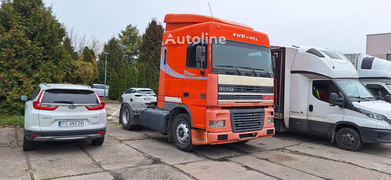 DAF XF 95 380 (EURO 2 / MANUAL GEARBOX) tegljač