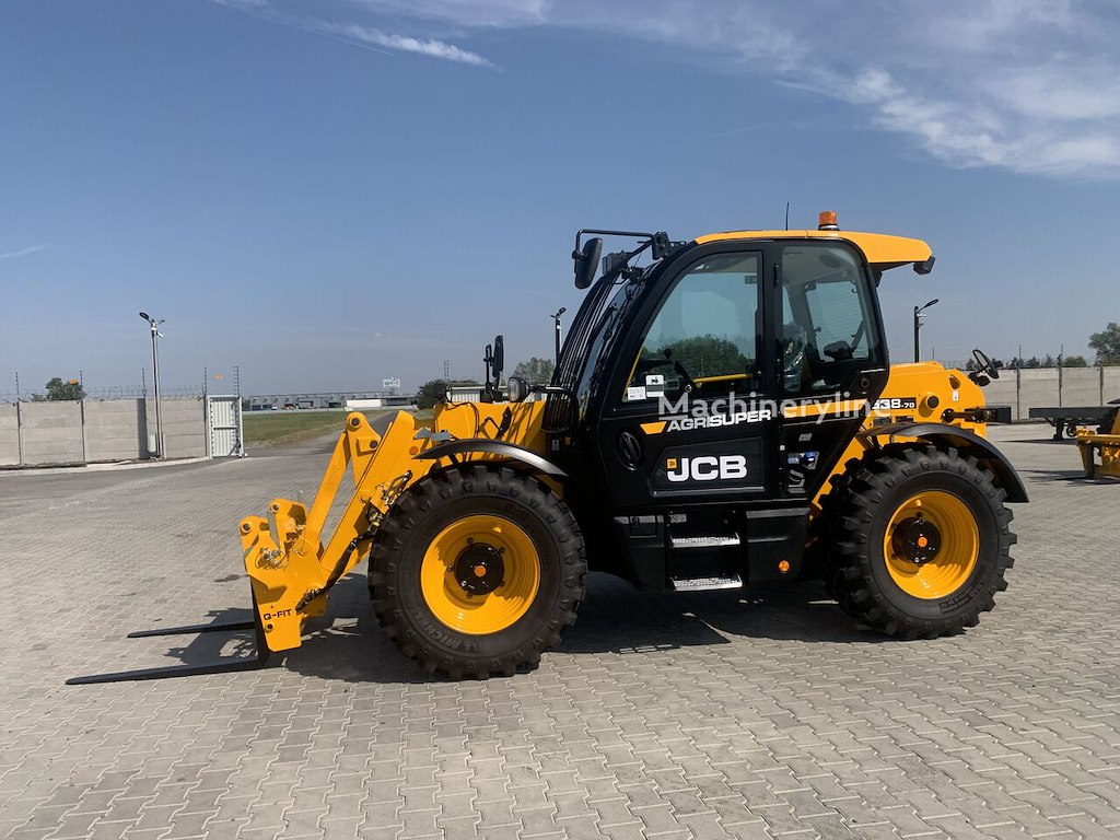 Novi JCB 538-70 Agri Super PS6 teleskopski utovarivač
