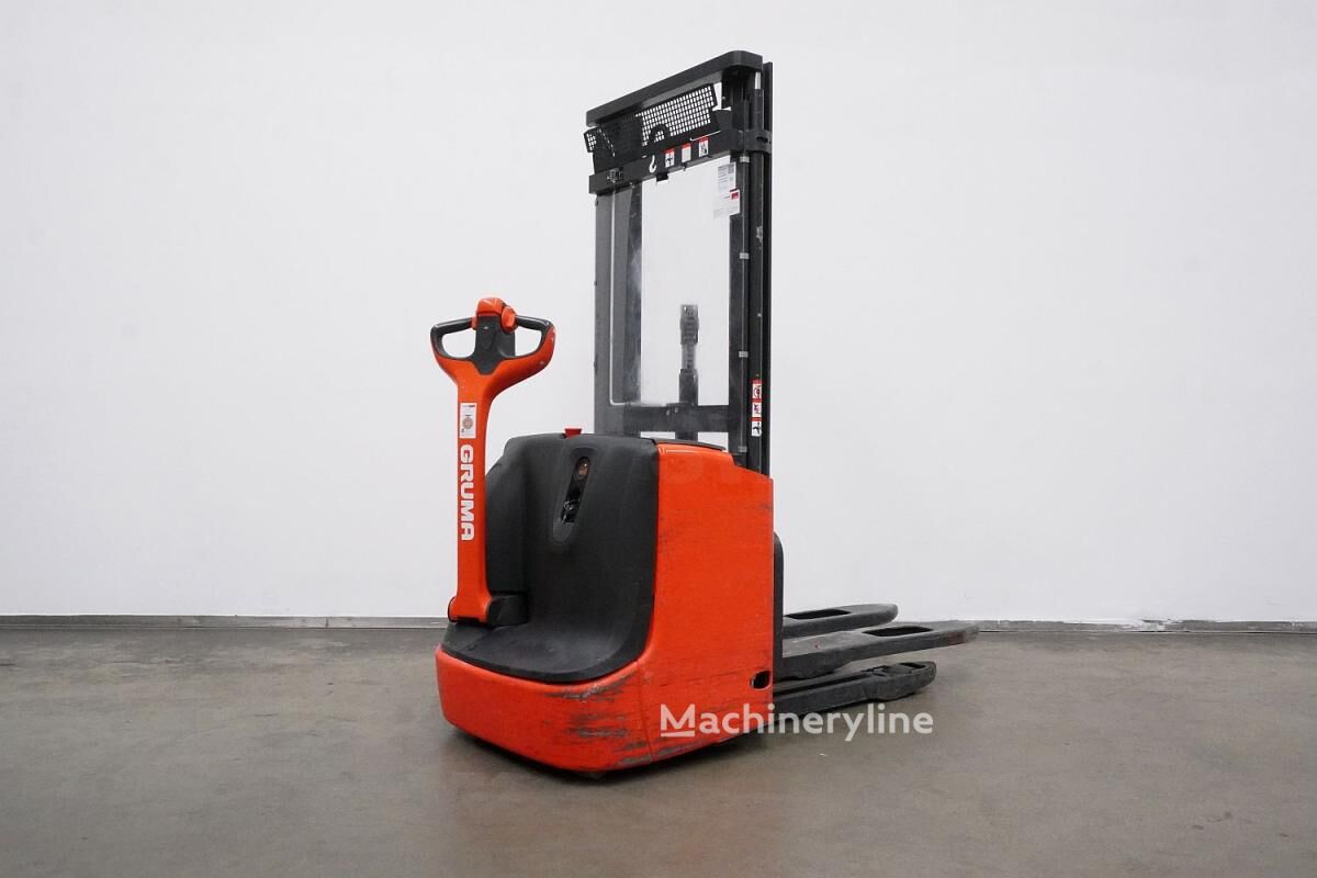 Linde L 12 i 1172 paletni viljuškar
