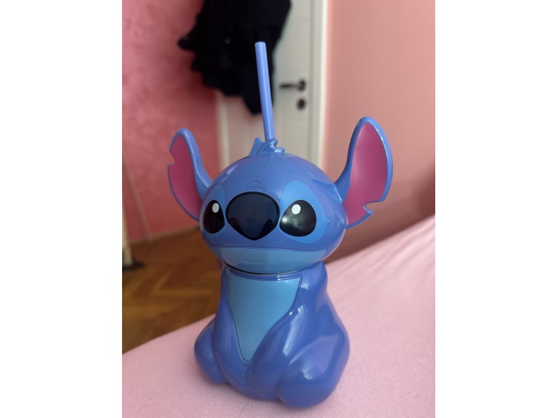 Stitch časa sa slamcicom NOVO
