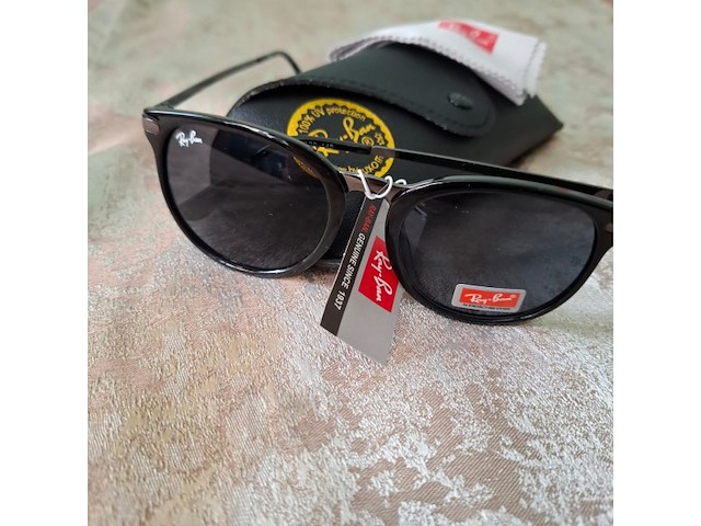 Ray Ban Crne Unisex Nove UV400 zastita
