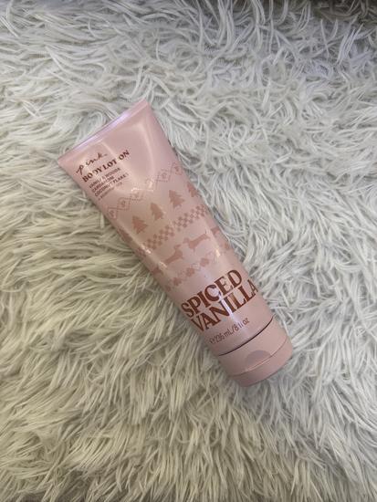 VS body lotion