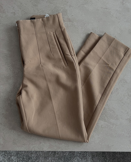 Zara pantalone xs