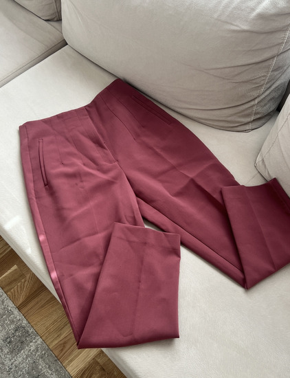 Zara pantalone L